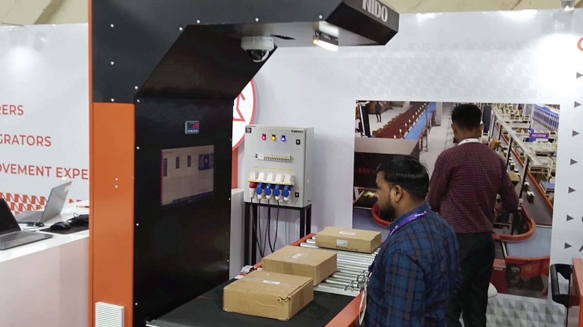 Camera Based Overhead DWS System with Conveyor Lines – Intralogistics Material & Data Flow