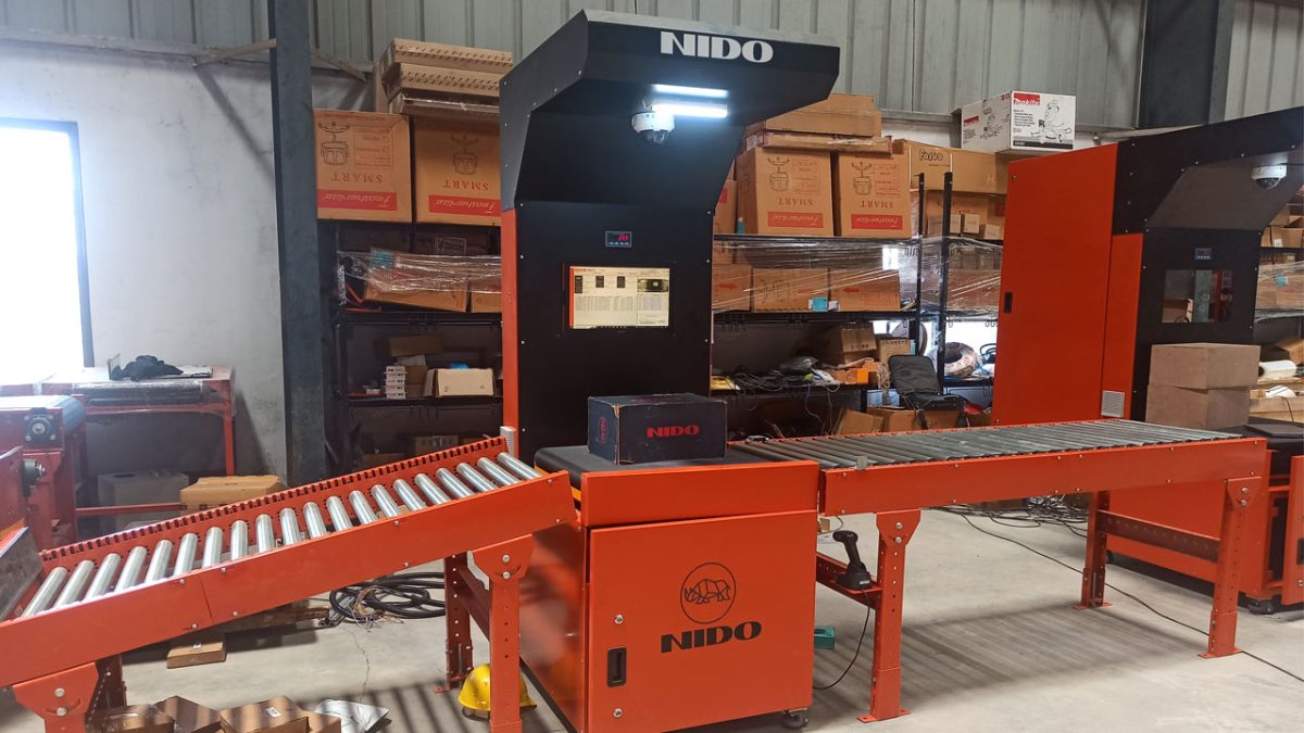 Camera Based Overhead DWS System with Conveyor Lines – Intralogistics Material & Data Flow